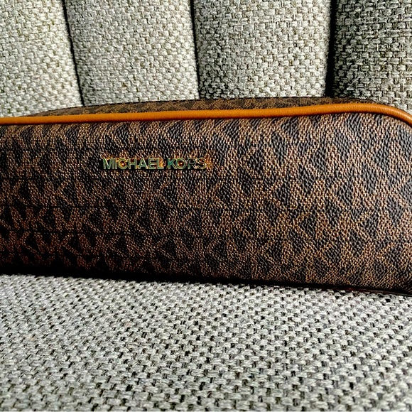 Michael Kors | Bags | Michael Kors Pencil Case Makeup Bag | Poshmark